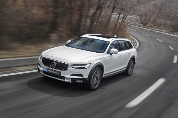 [포춘코리아 JOY RIDE] 볼보 ‘V90 CC T5’